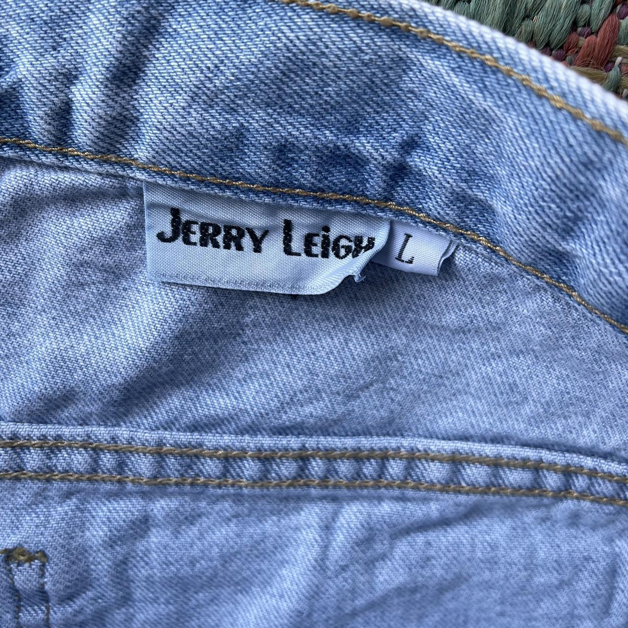 Vintage Jerry Leigh Looney Toons denim shorts Size... - Depop