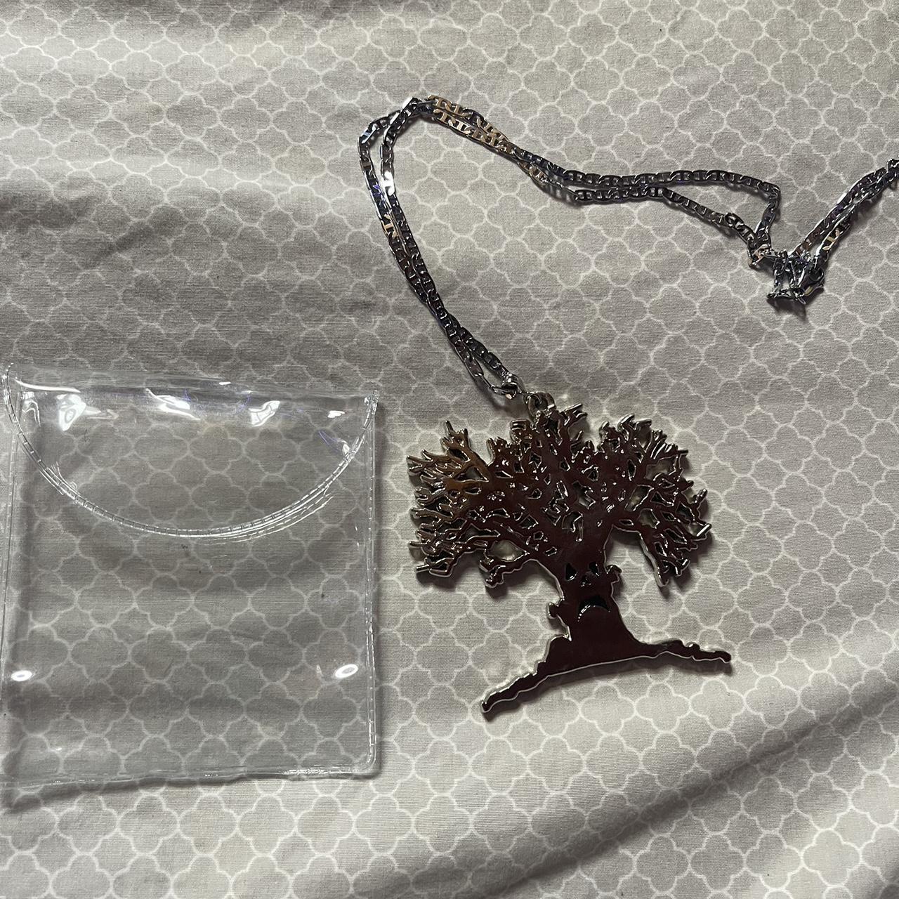 Haunted Mound Harold Chain Bought from LA Show 3x3... - Depop