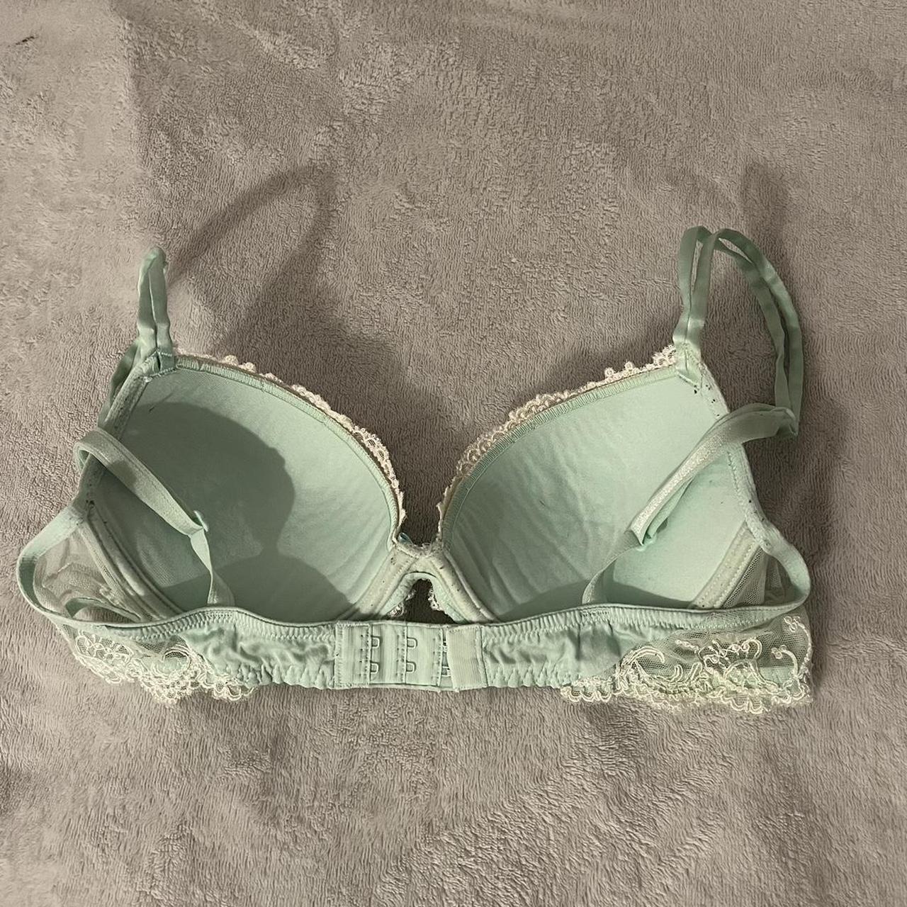 The most gorgeous vintage mint mermaid bra, 32B - Depop