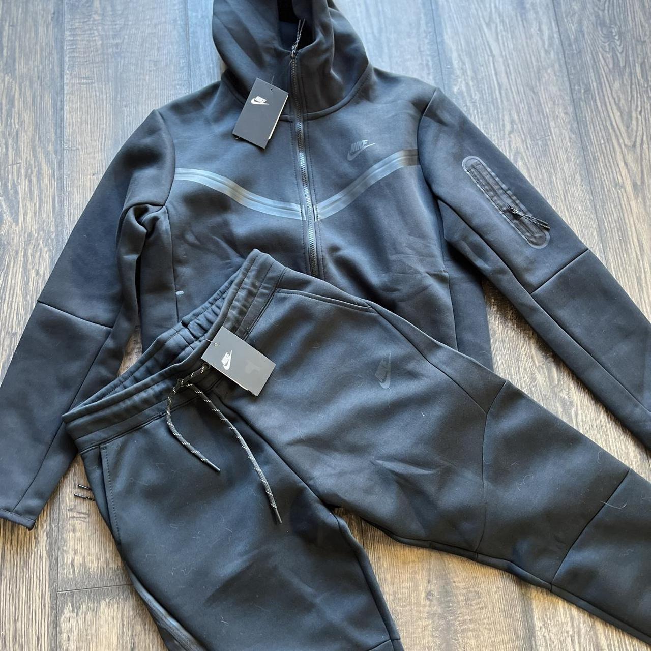 Nike Tech Fleece Size L New | Depop