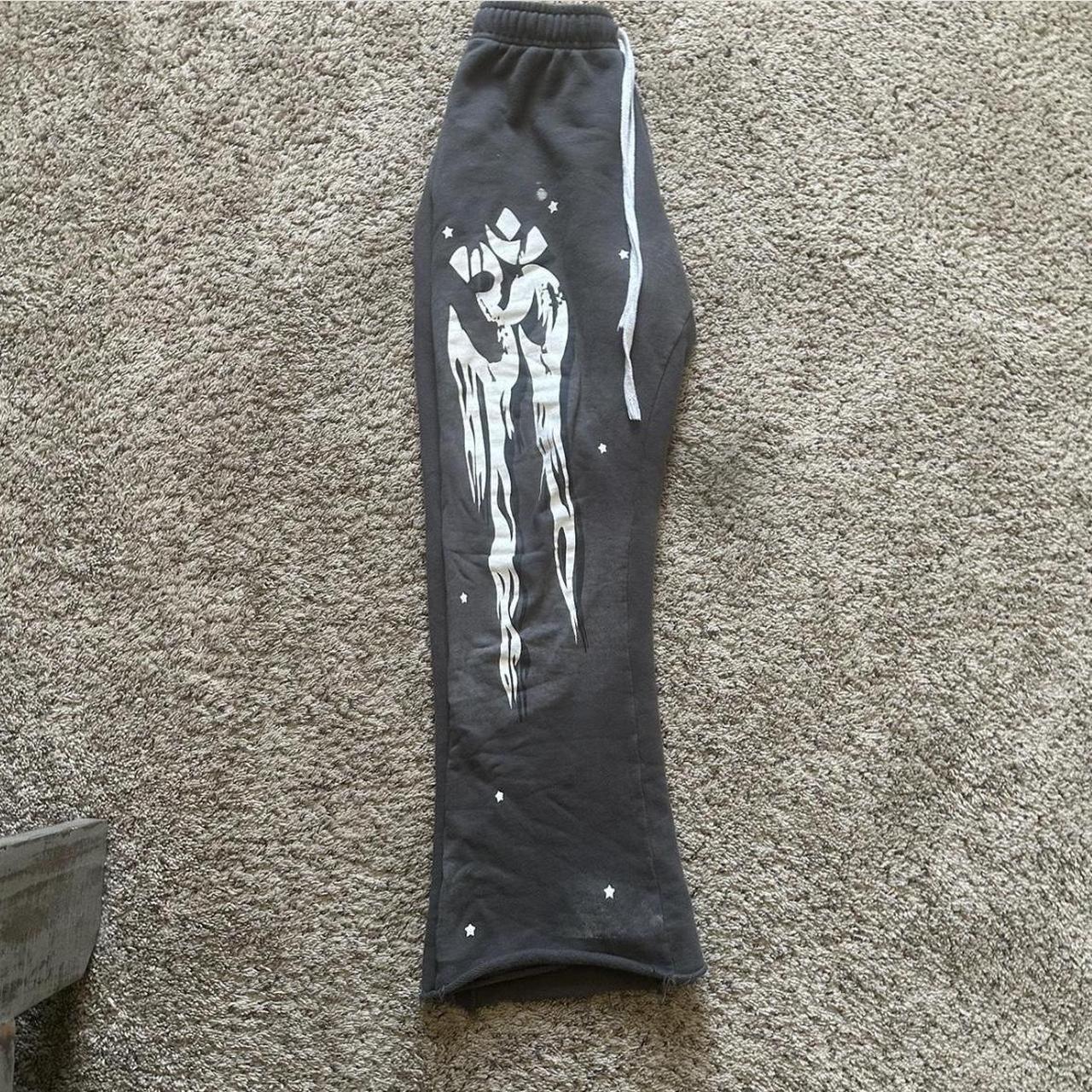 HellStar Sweats Size M comfy... - Depop