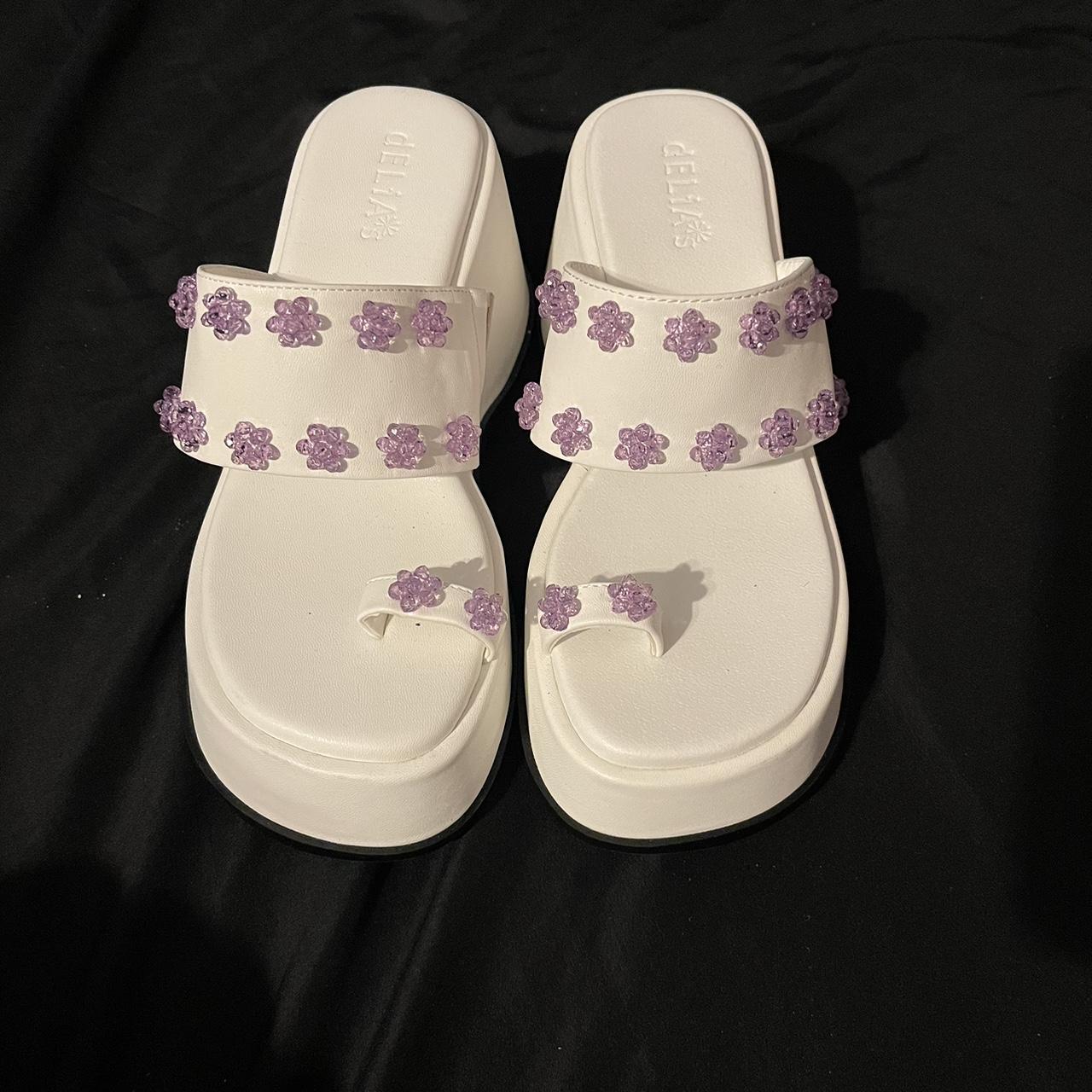 Delia’s platform sandals brand new never worn in... - Depop
