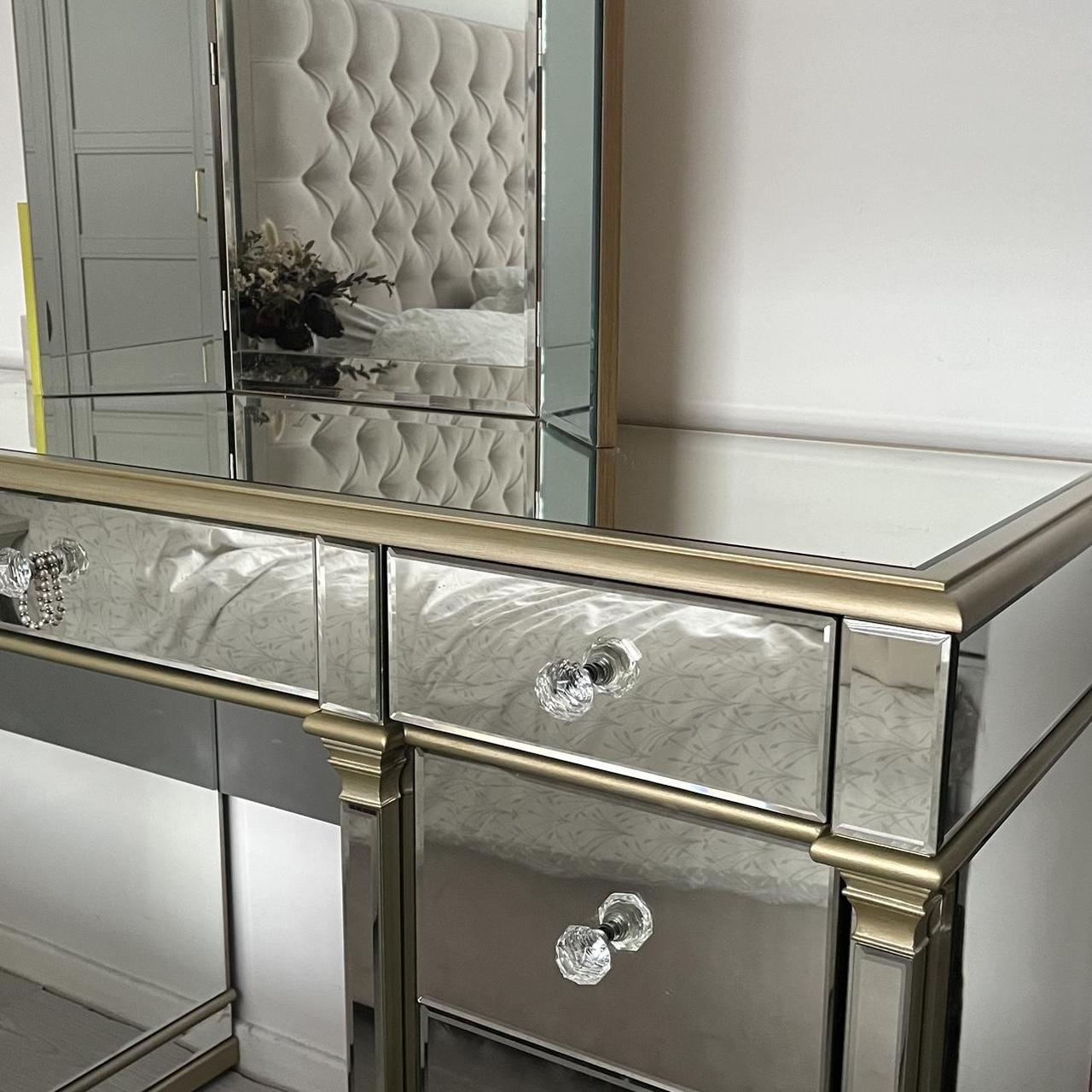 Gold Mirrored 9 Drawer Dressing Table. Excellent... - Depop