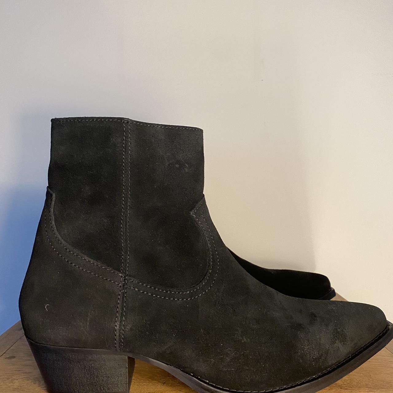 STEVE MADDEN DUSTIN BOOTS - Depop