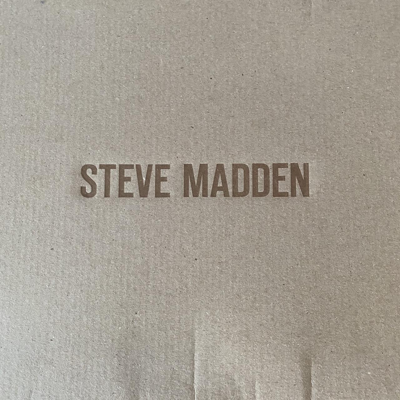 STEVE MADDEN DUSTIN BOOTS - Depop