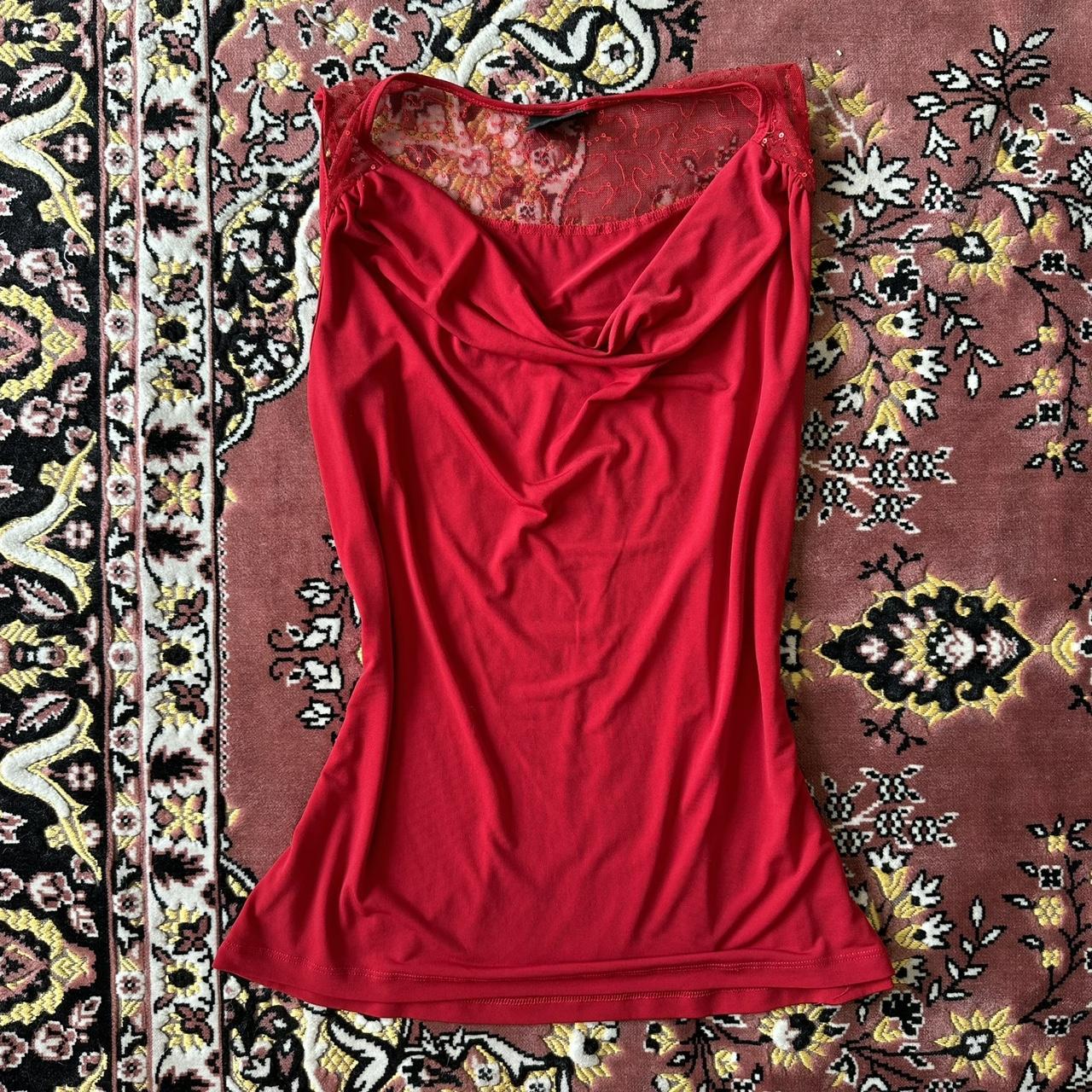 Early 2000’s coil neck red tank top - Depop