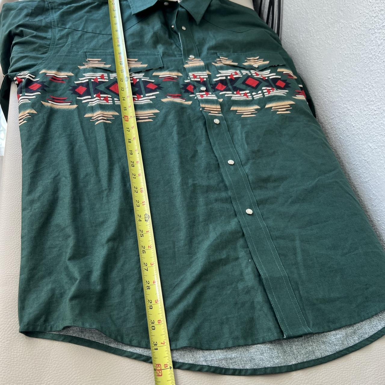 Vintage wrangler “western” style button up. pearl... - Depop