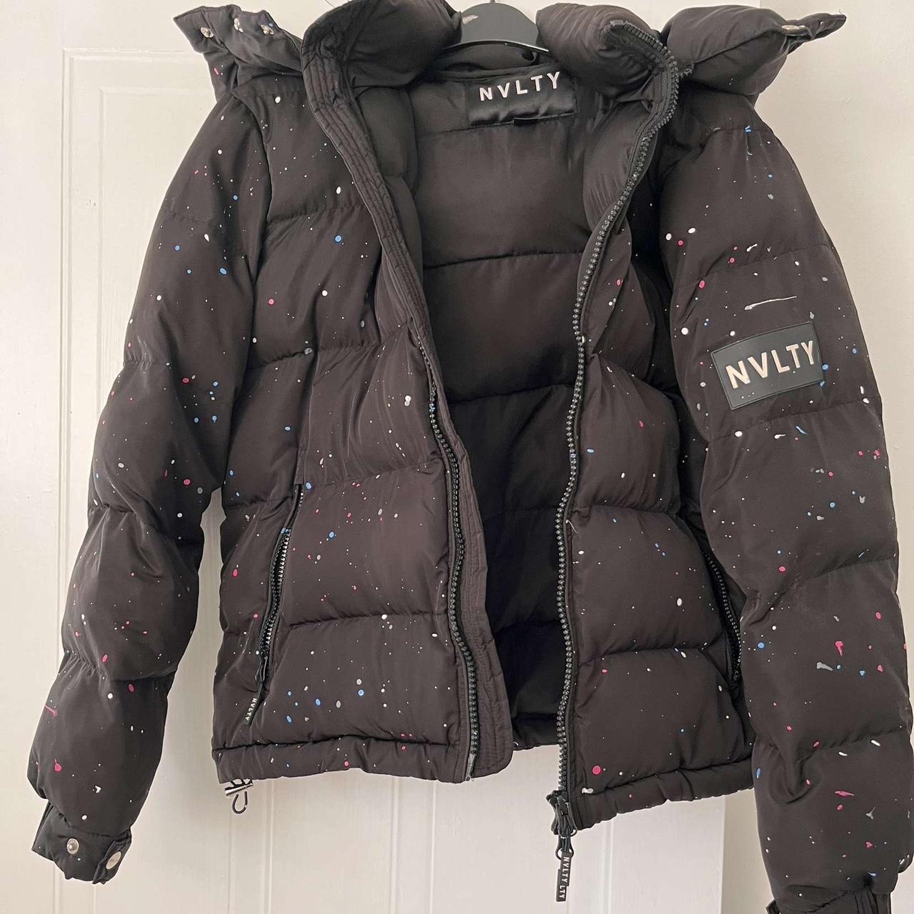 mens/unisex NVLTY coat, barely been worn good condition - Depop