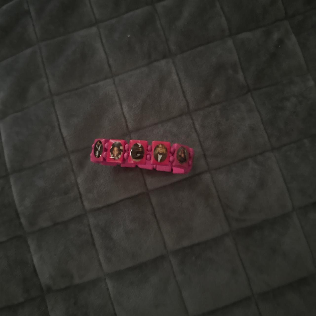 bazo 1199 valentines bracelet have the white and... | Depop