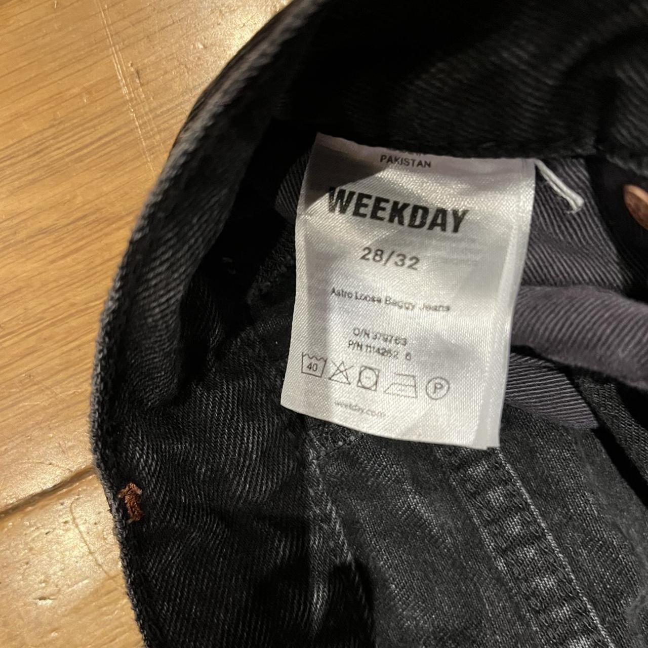 Weekday Astro Baggy Jeans, W 28 L 32, slightly worn... - Depop