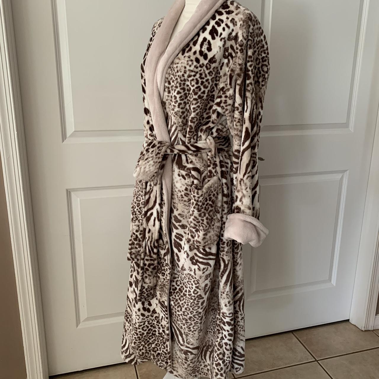 Natori Women's Multi Robe | Depop