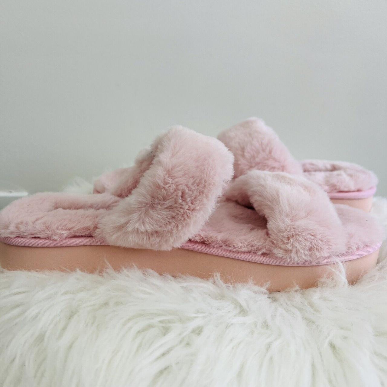 *New* Koolaburra by Ugg PInk Fuzzy Slides ~ Size... - Depop