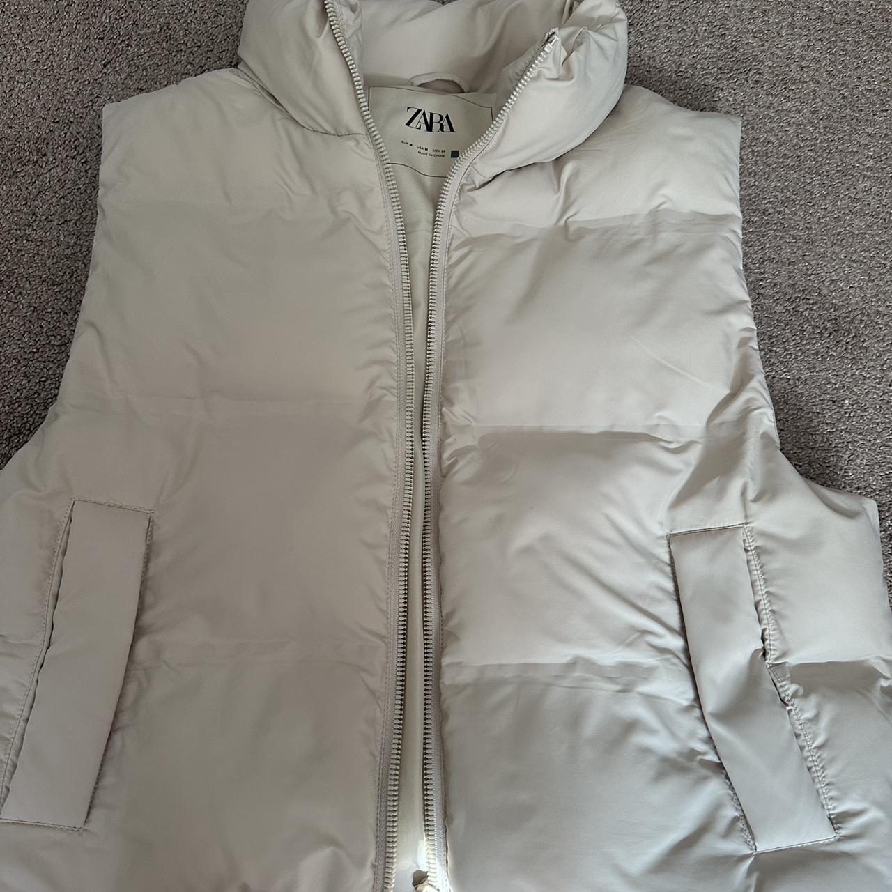 zara puffer vest - Depop
