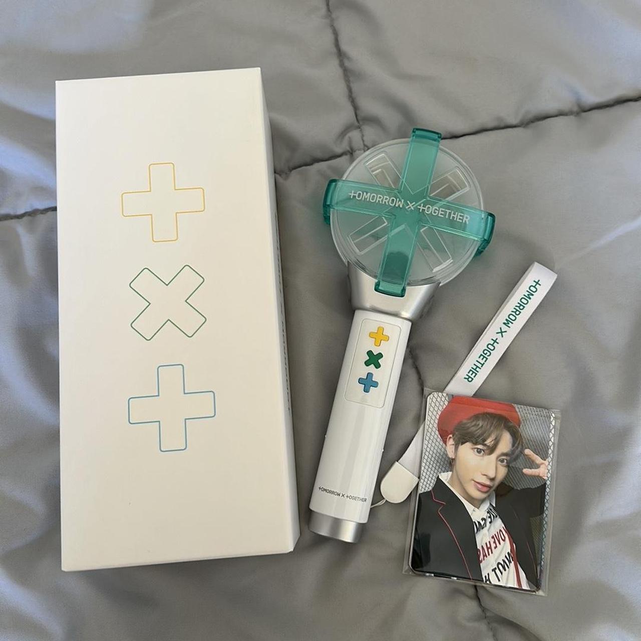 Txt lightstick Please dm if interested USA... - Depop