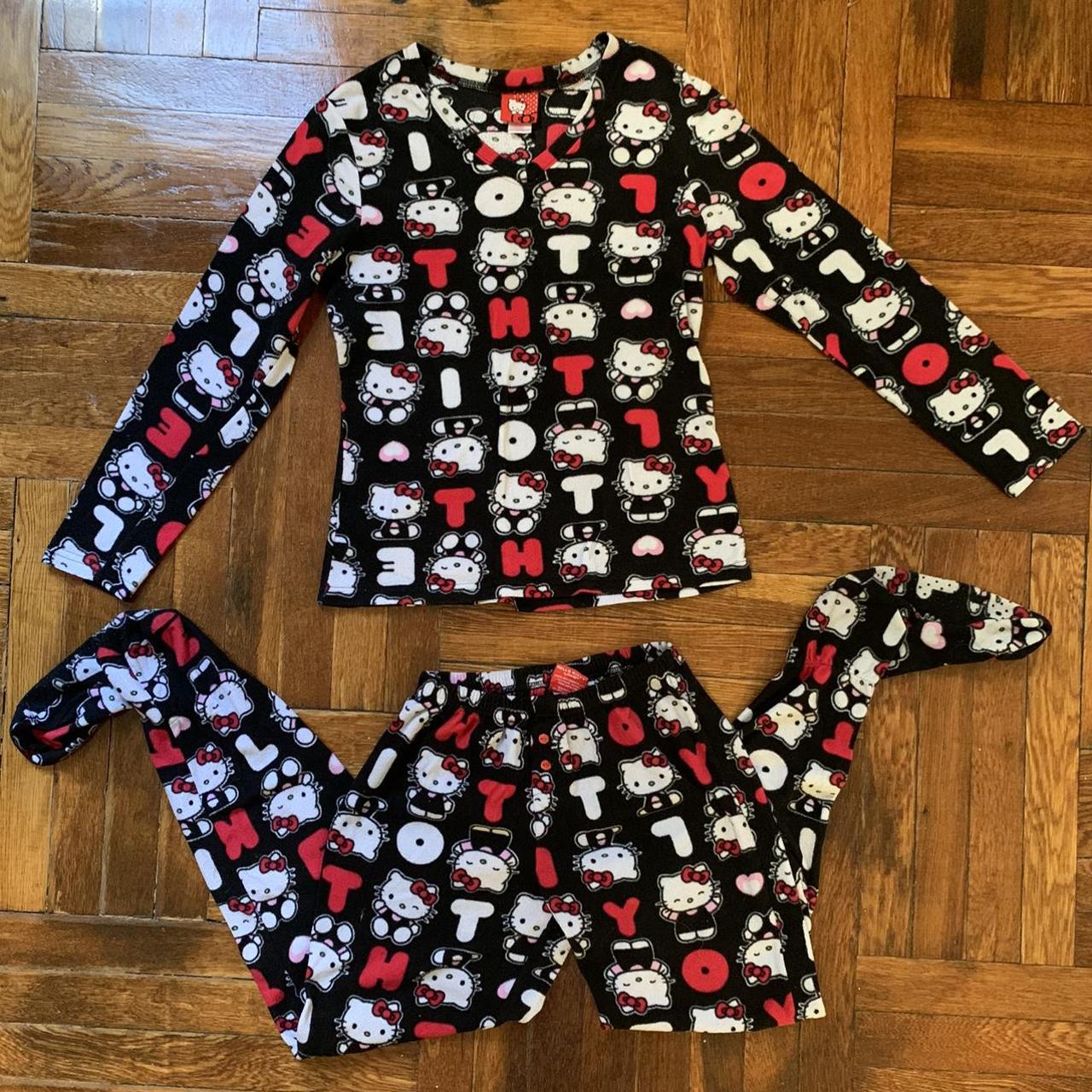 Hello Kitty Women's Black and Red Pajamas | Depop