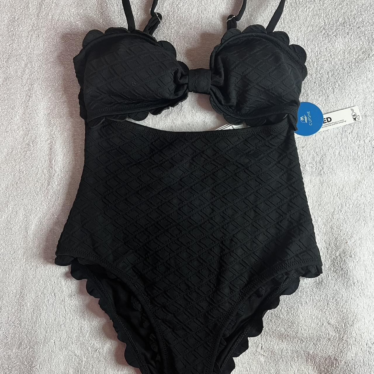 Cupshe Women's Black Swimsuit-one-piece | Depop