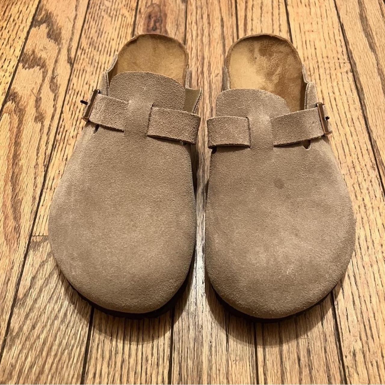 Boston clogs size 10 no flaws Plenty of life... - Depop