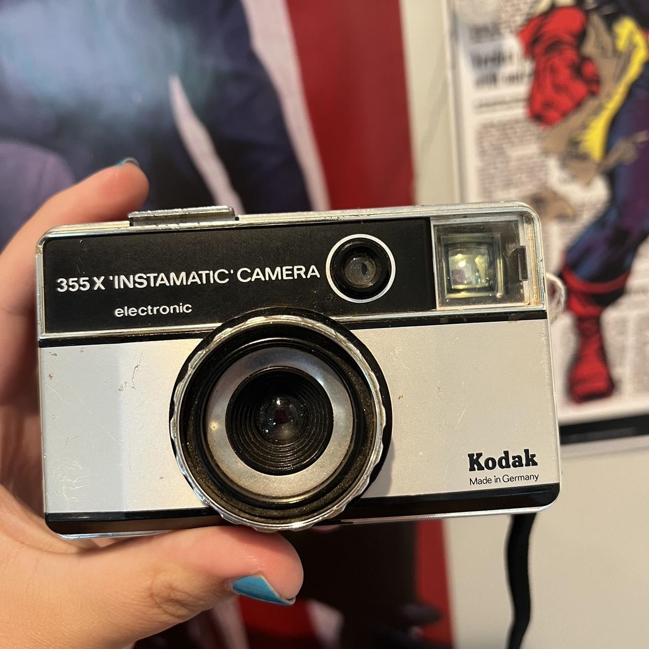 Vintage Kodak 355x instamatic electronic camera... - Depop