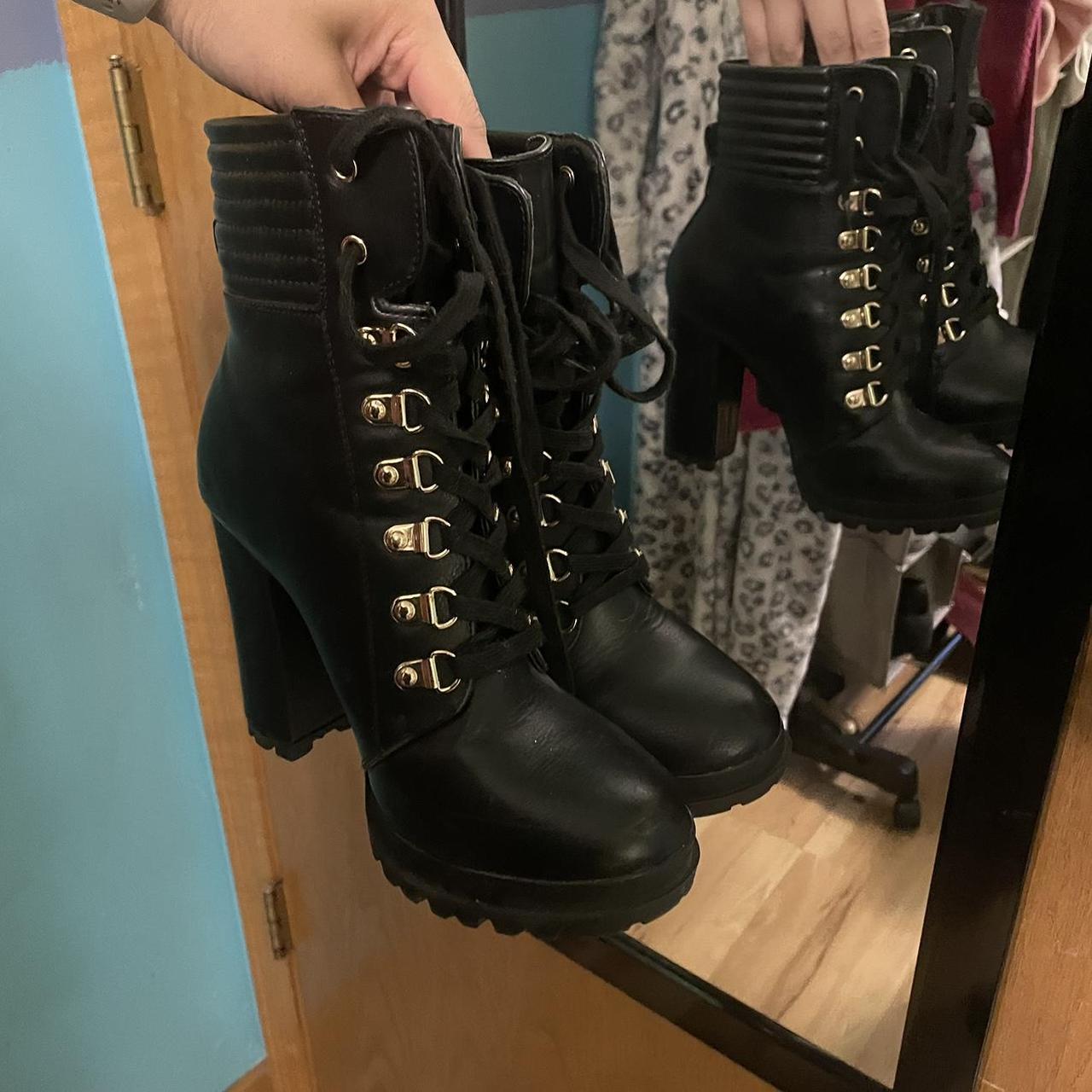 JustFab Women's Black and Gold Boots | Depop