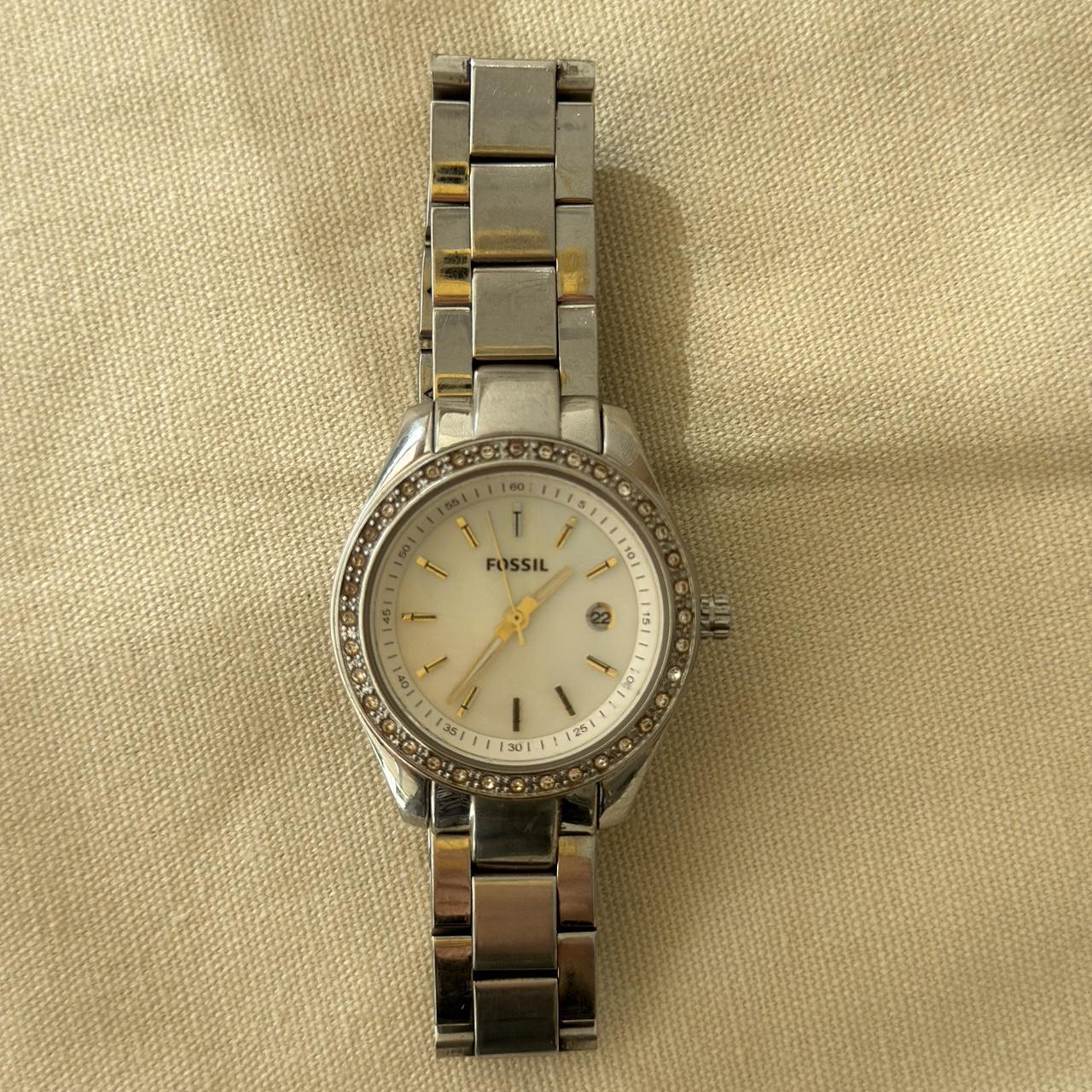 Fossil silver watch small - Depop