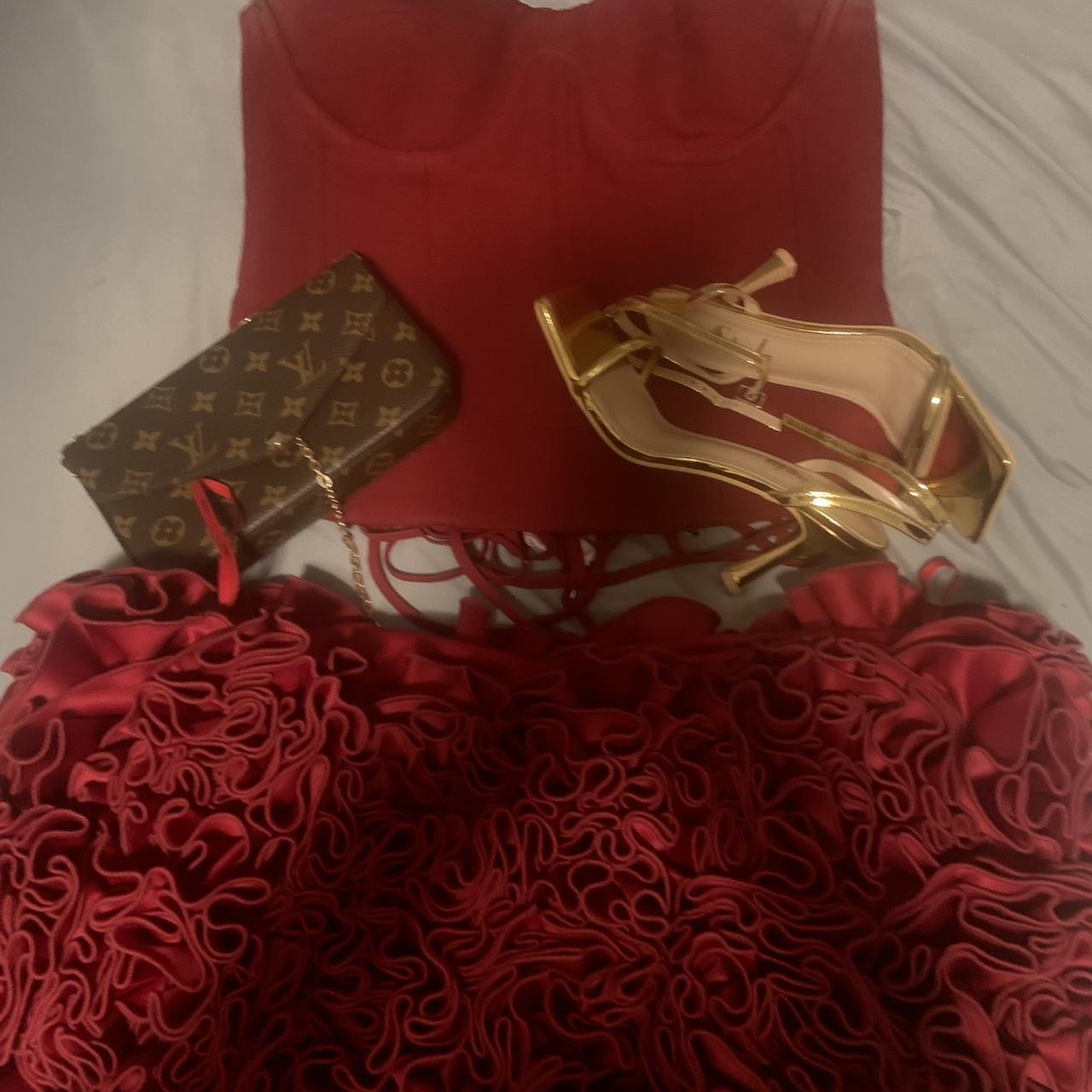 fanci club set ! send offers (cashapp only) + next... | Depop