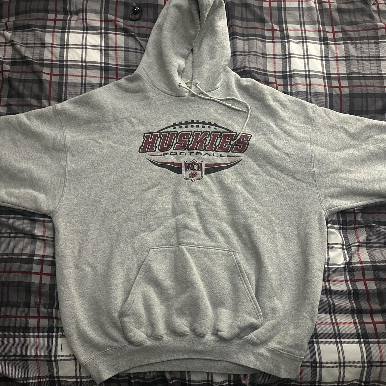 Vintage Huskies Football Thick Sweatshirt Size 2XL - Depop