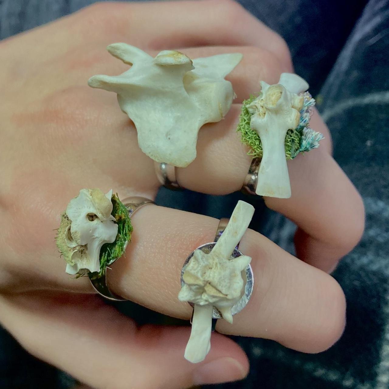 bone rings 🦴🕷️ please dm before purchasing 🫶🏻 - Depop