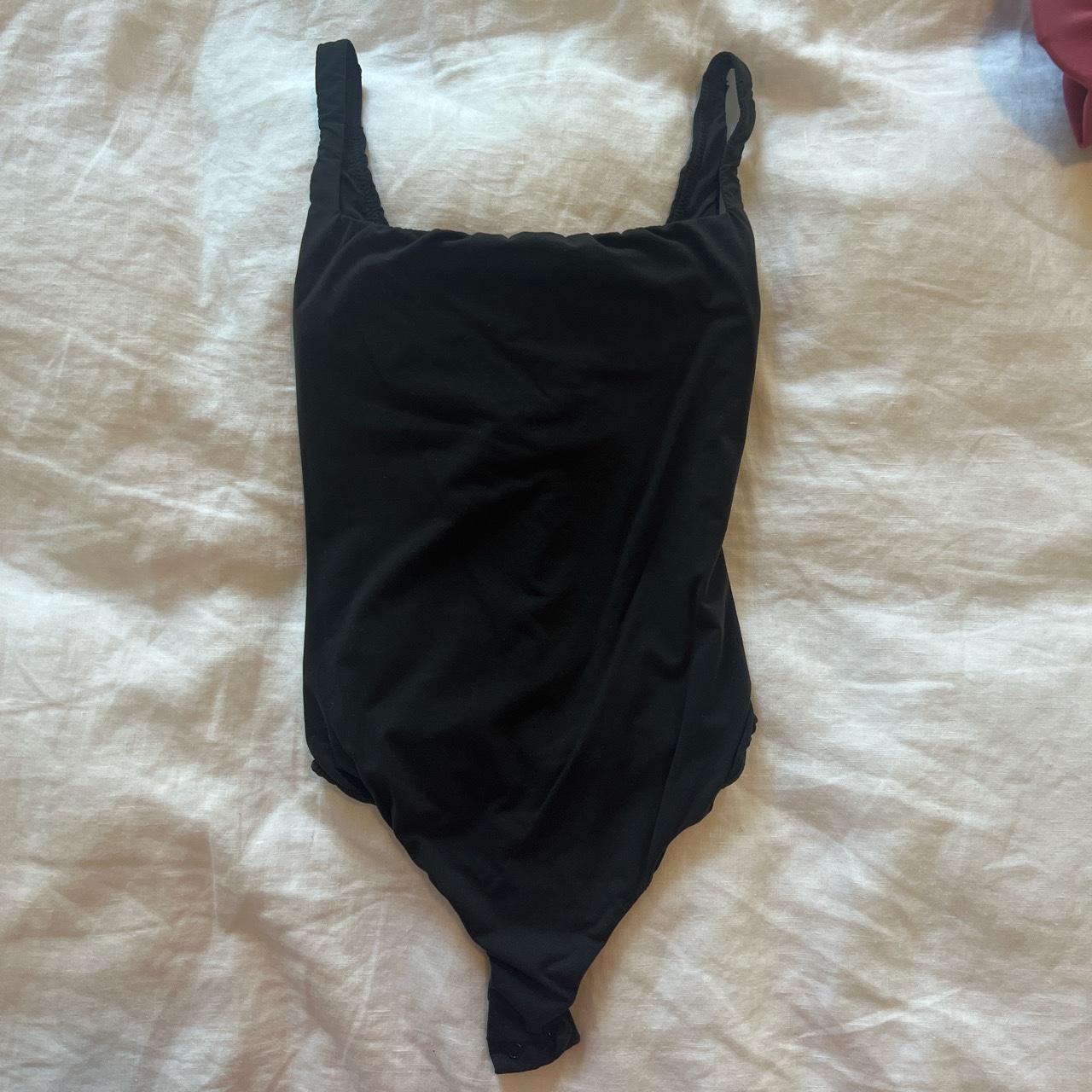 ~ SKIMS fits everybody square neck bodysuit ~ size... - Depop