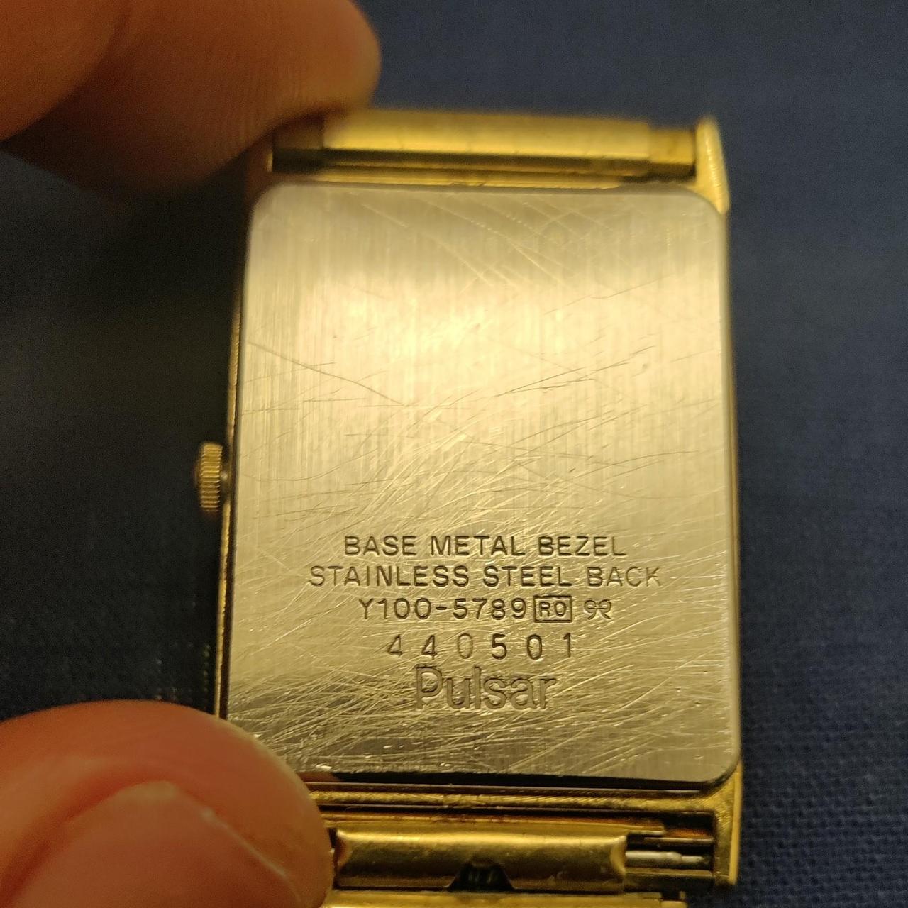 Pulsar (Seiko) Two-tone Quartz Tank Watch Glinting... - Depop