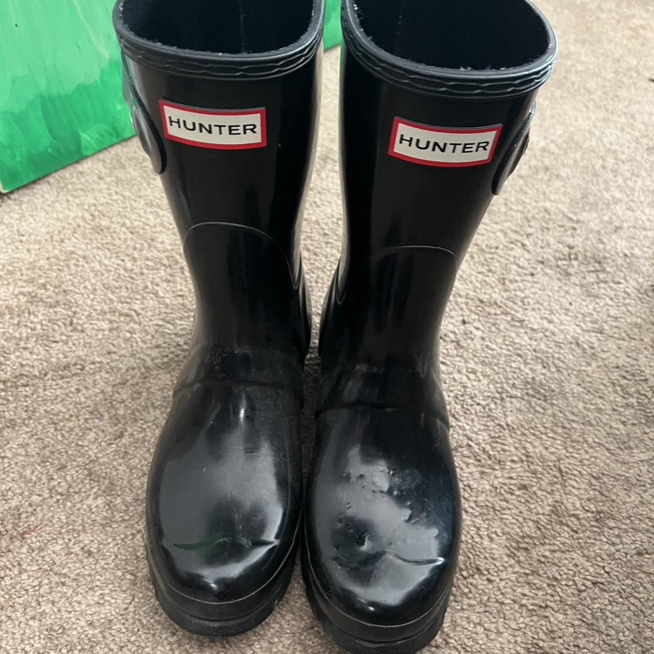 Short Hunter boots Size 7 | I am a US size 8 and... - Depop