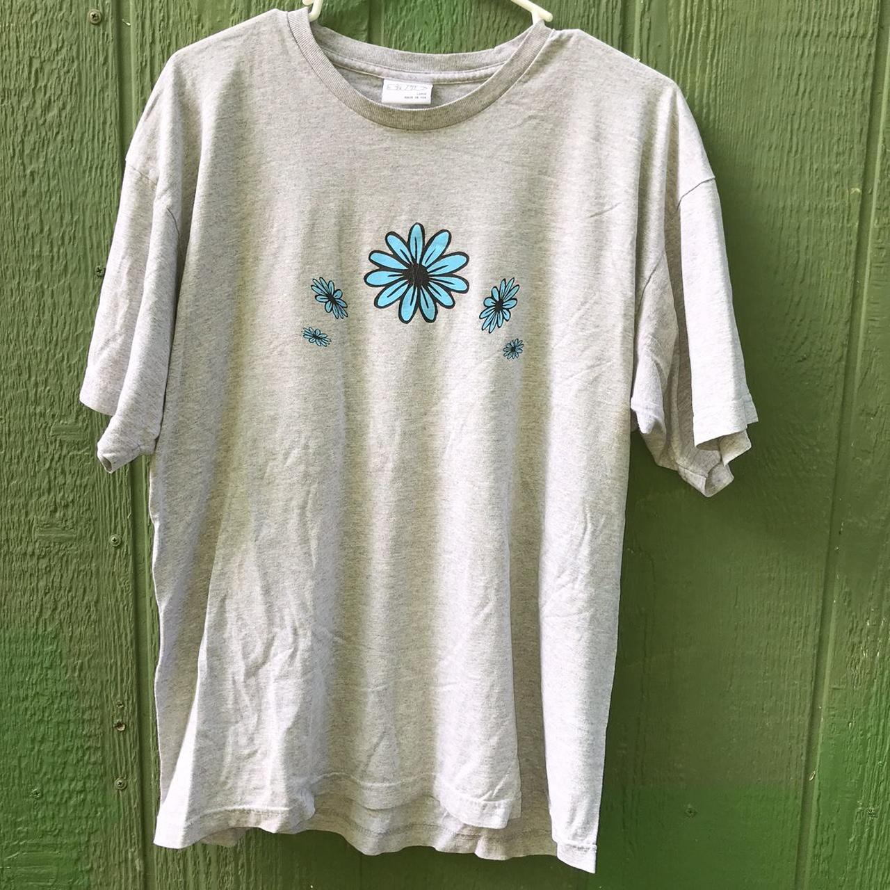 Rare Sneeze Skater Daisy Print T Shirt Sneeze... - Depop