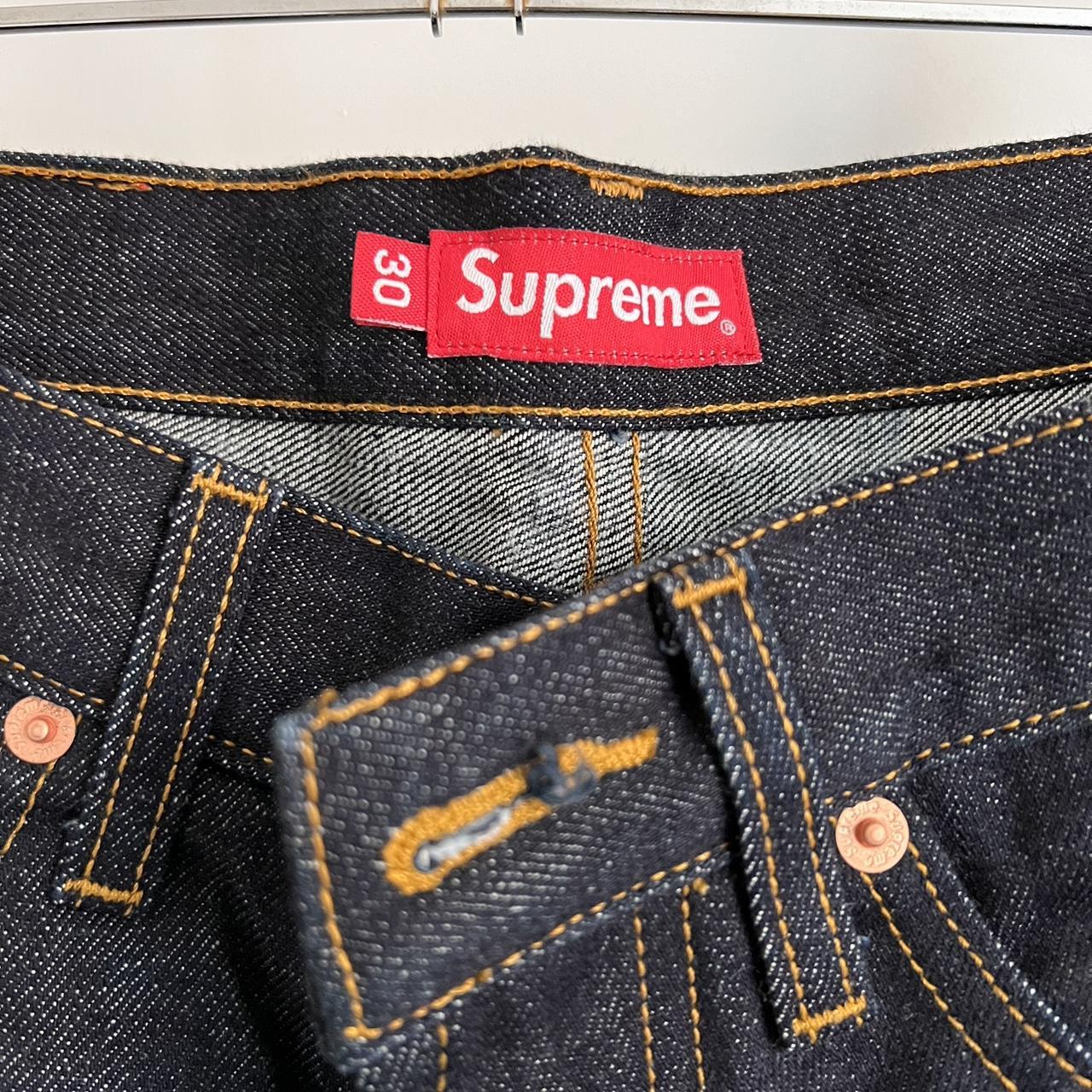 30’’ supreme jeans Never worn Message me if interested - Depop