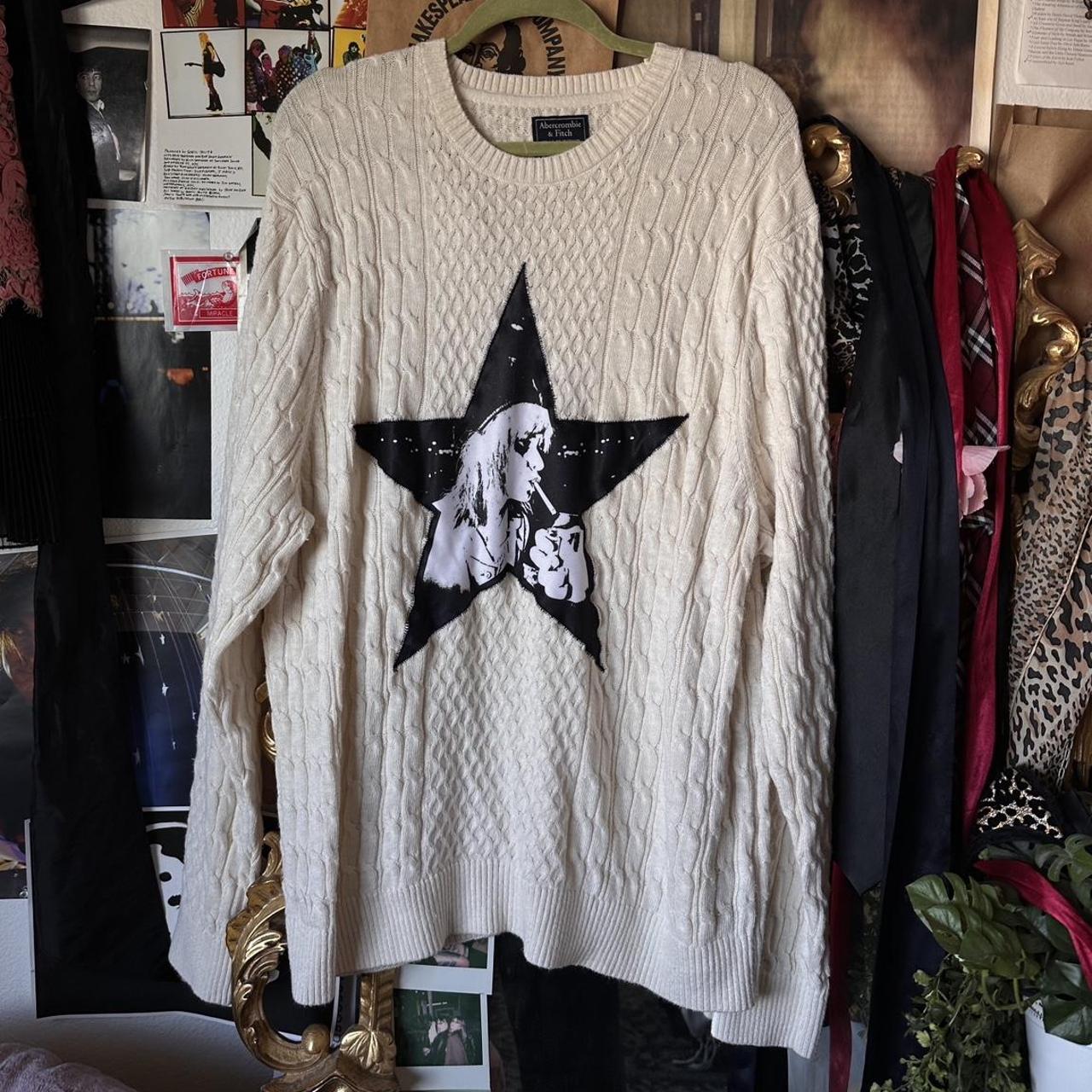 X-Large white star sweater ⭐️ Cozy and perfect for fall - Depop