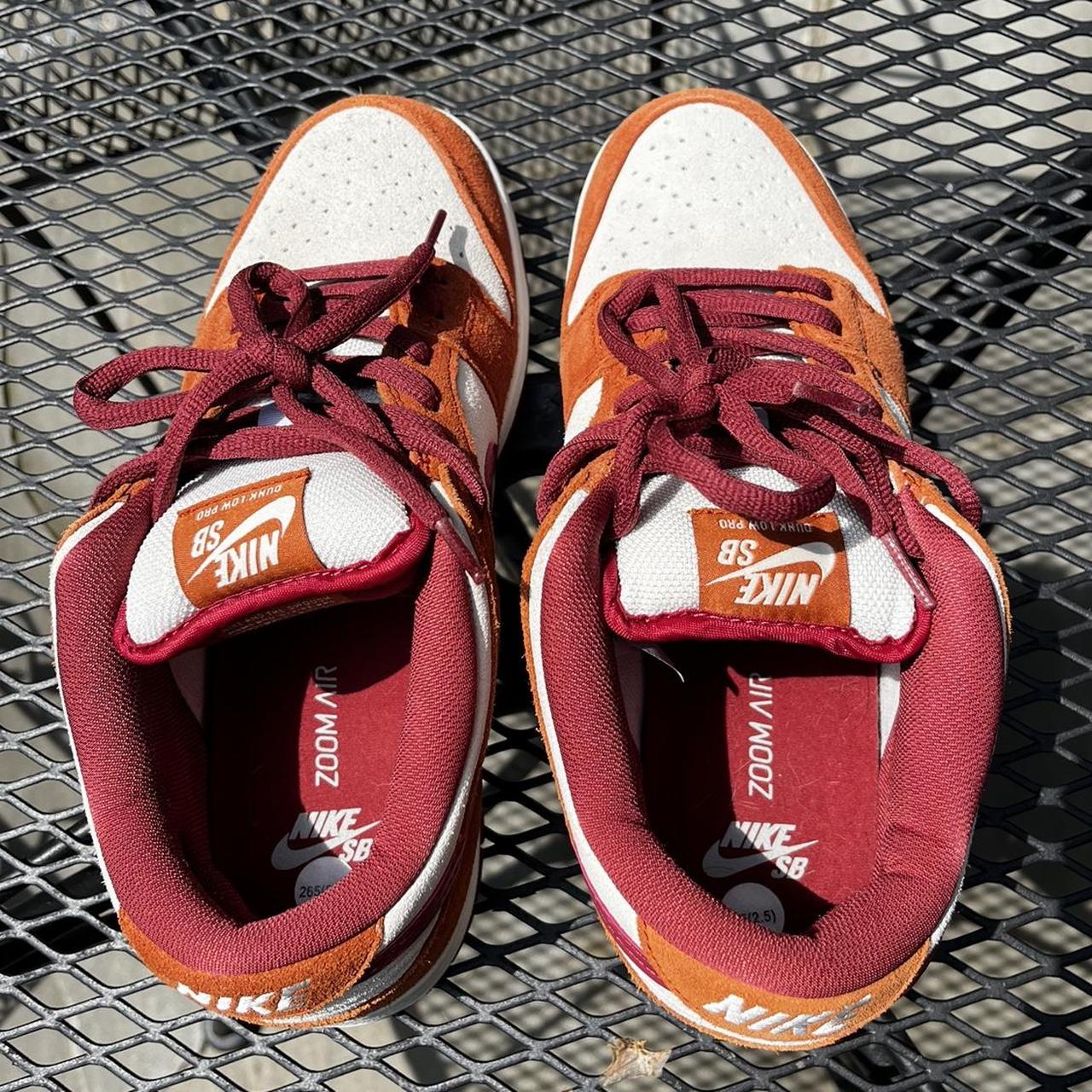 sb dunk dark russet cedar size 8.5, r3ps, worn a few... - Depop