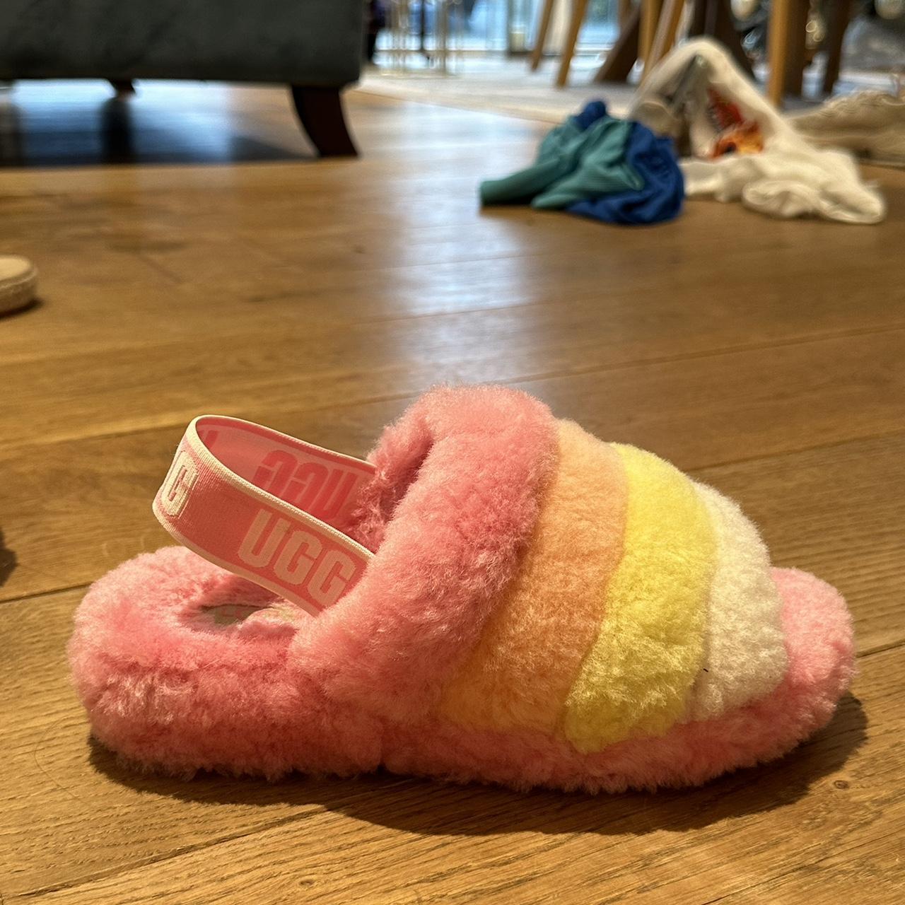 ugg slippers slide on - Depop
