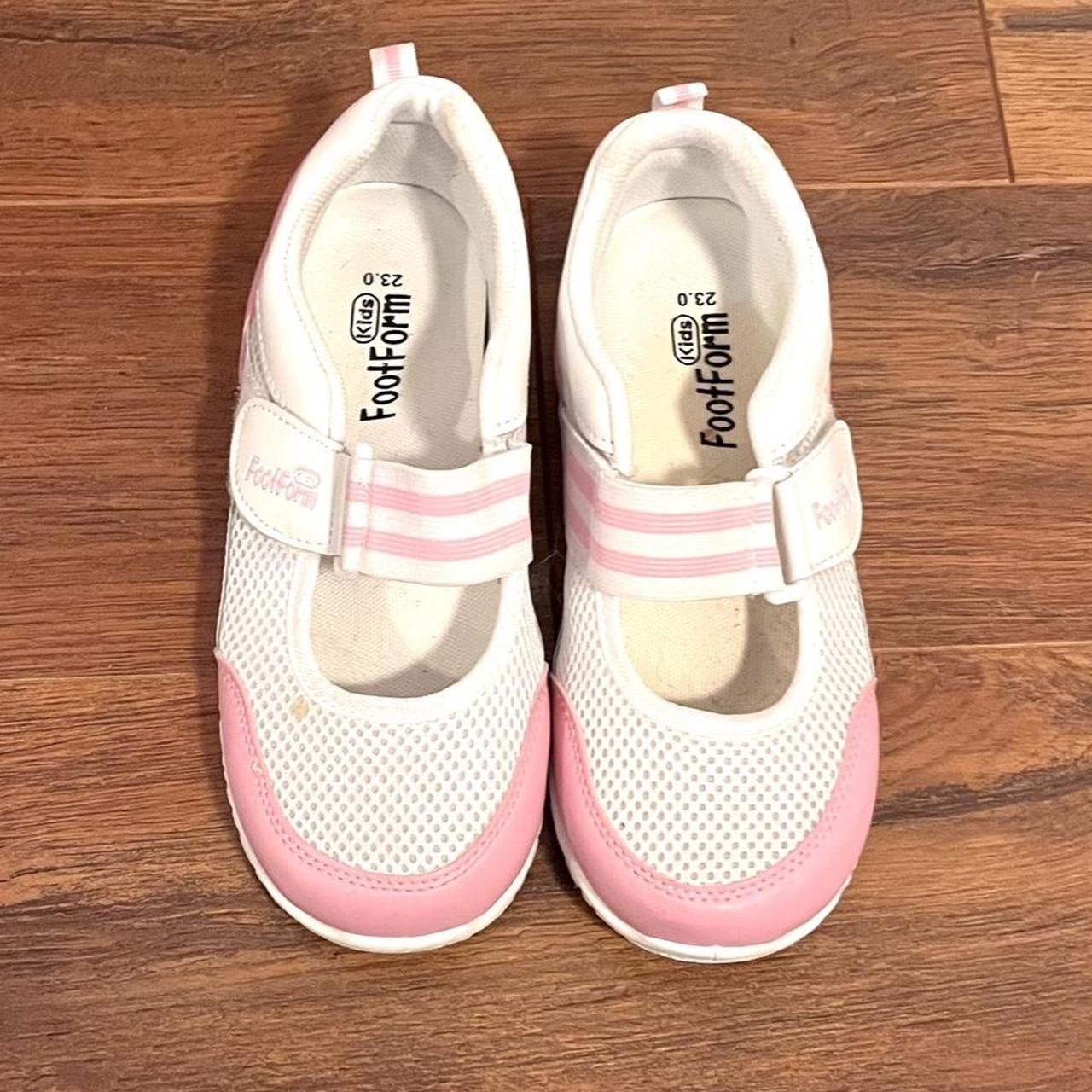 Rare 23cm(6/7) pink uwabaki from Japan bought... - Depop