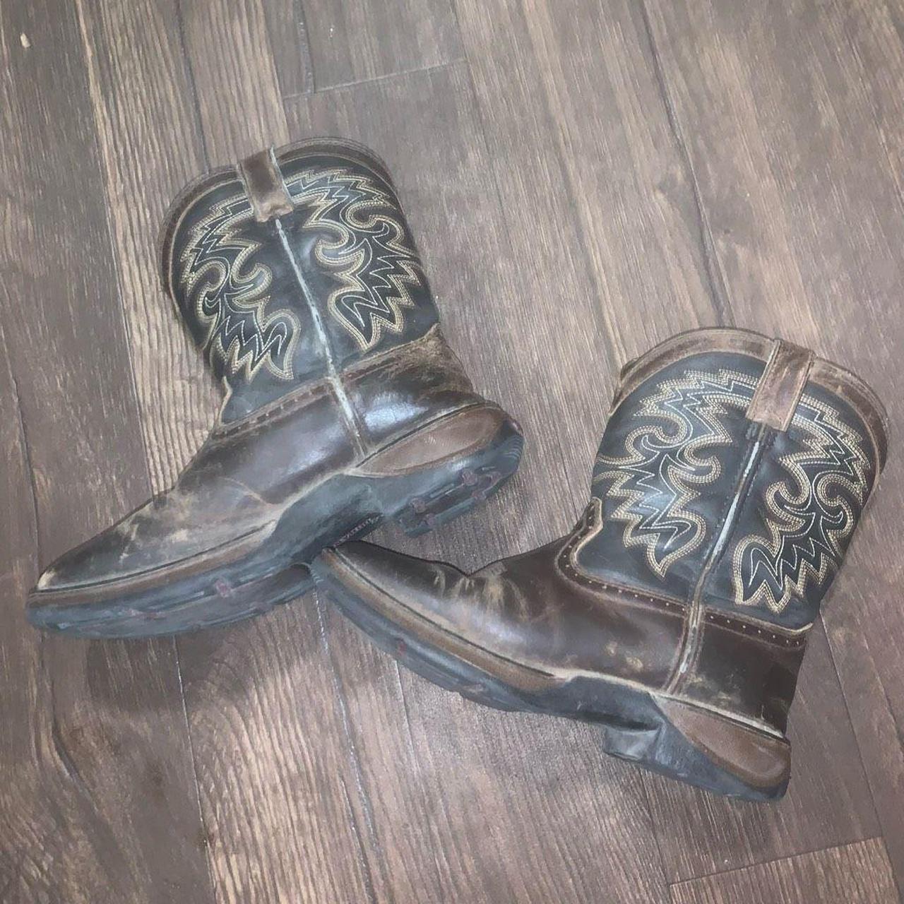 Durango western, embroidered, 8 inch tall, square... - Depop
