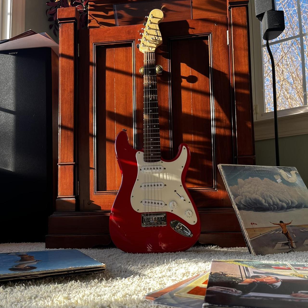 Fender - Squier Mini Stratocaster (classic... - Depop