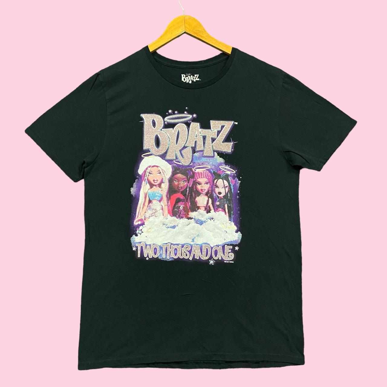 Bratz Passion for Fashion Two Thousand One Tee L... - Depop