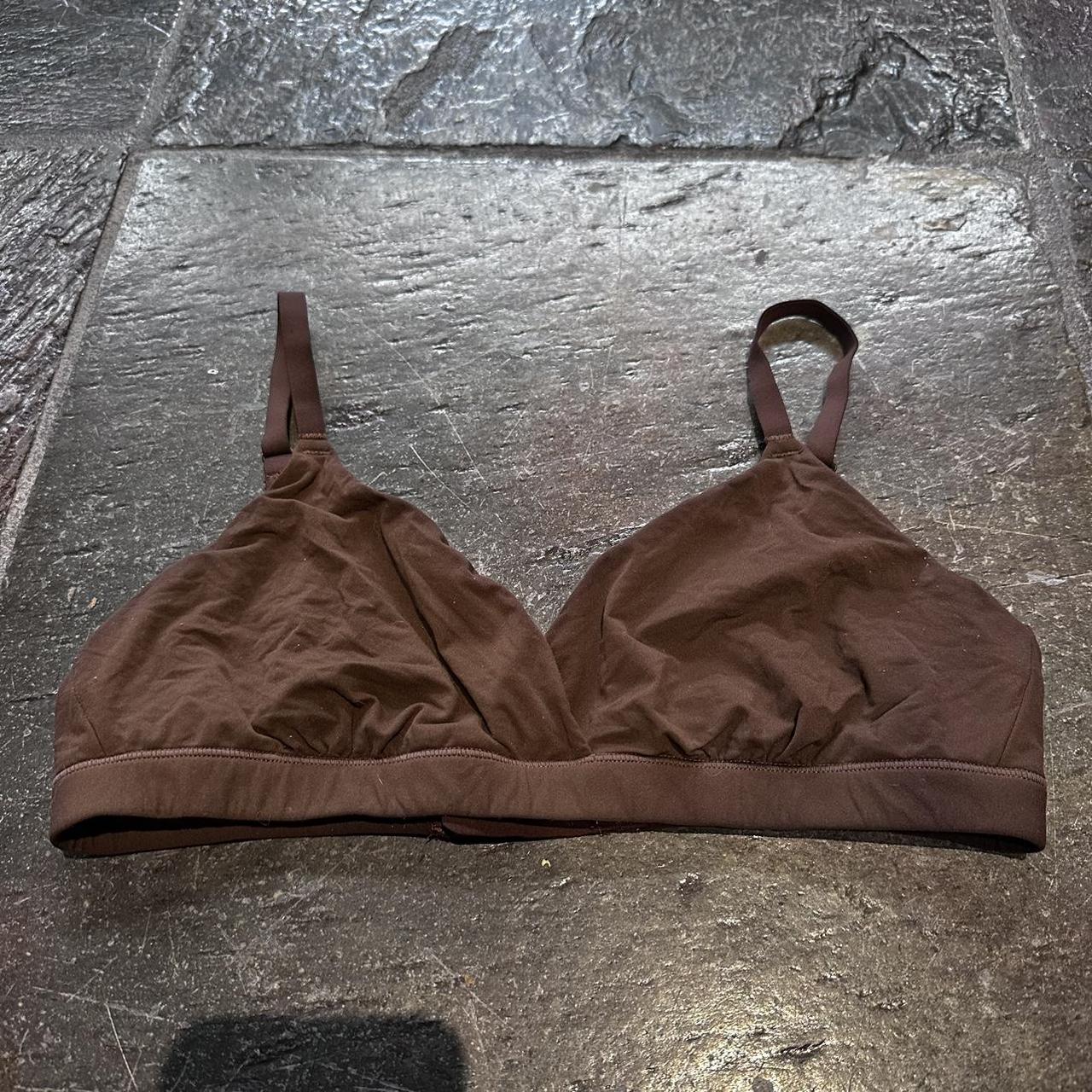 skims fits everybody triangle cross bralette size s - Depop