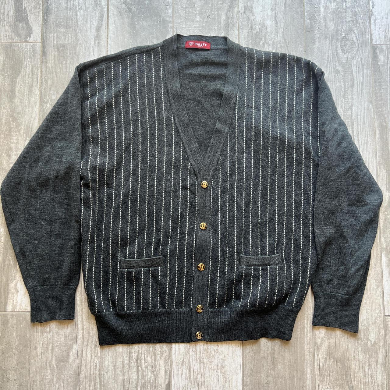 Vintage cardigan with gold metal buttons - Depop
