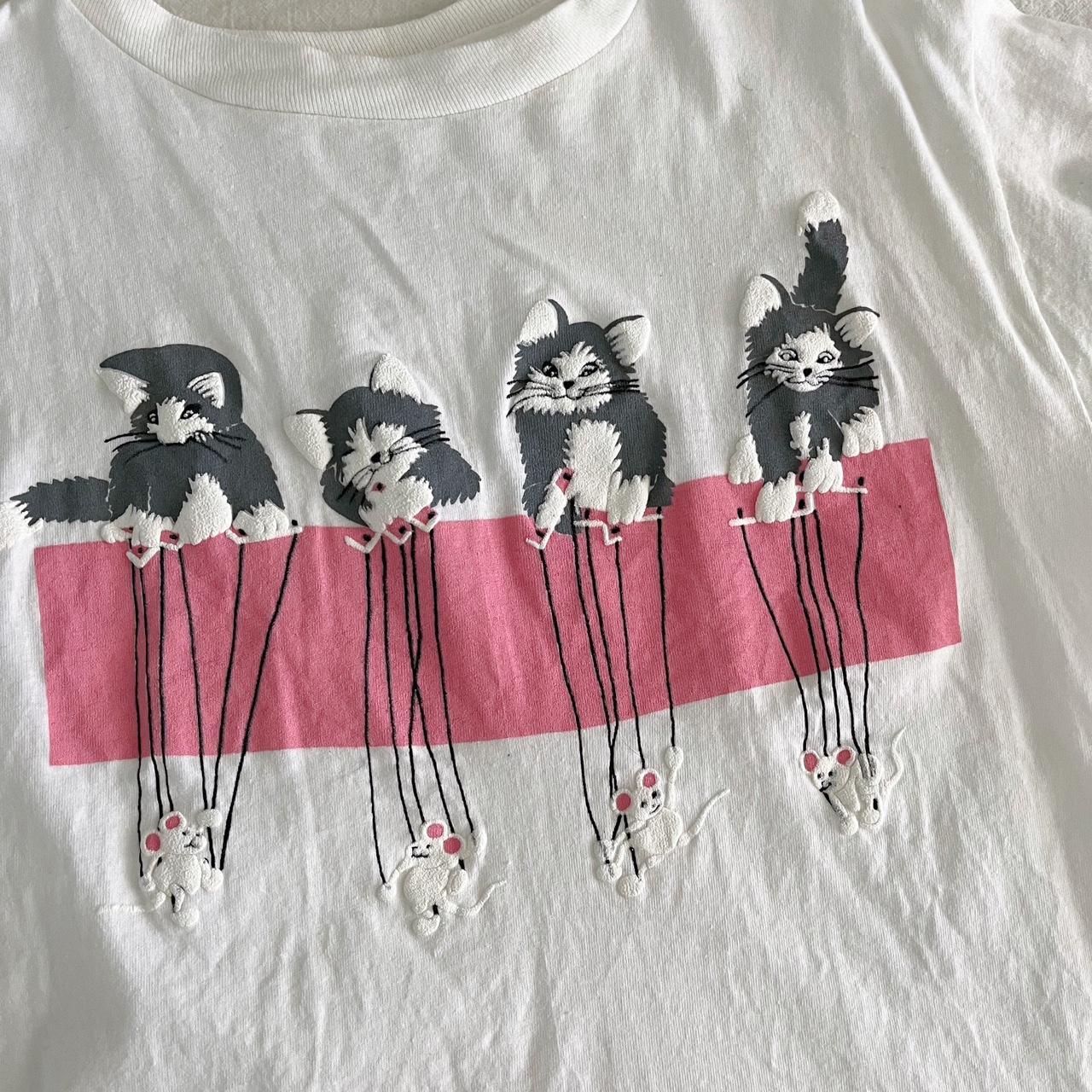 Vintage white and pink cat / mouse shirt! Tag was... - Depop