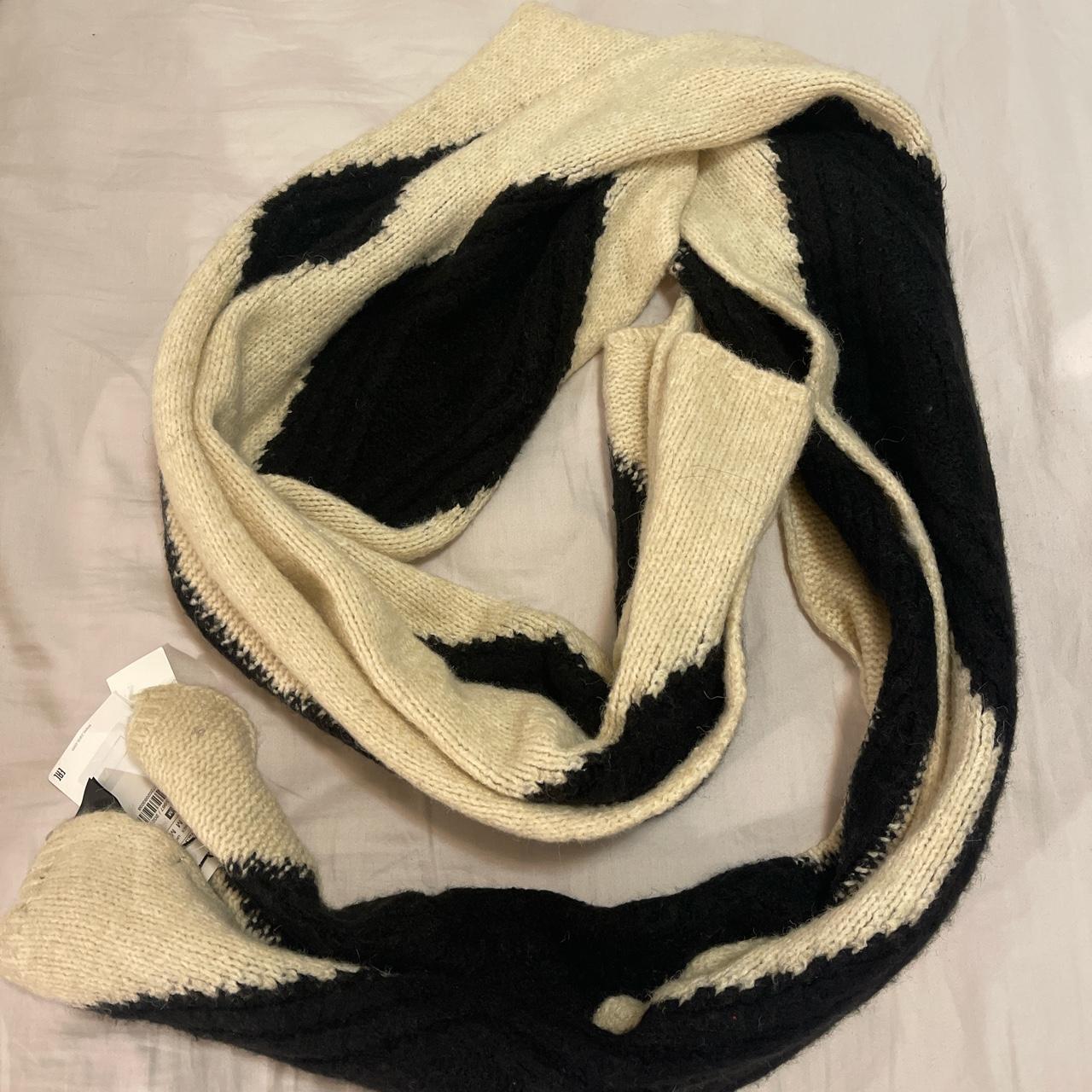 Zara scarf in b&w - with tags - Depop