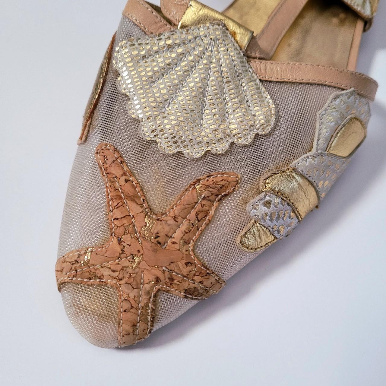 Vintage Leather seashell sandals 🖤Size US 9.5 🖤Zalo... - Depop