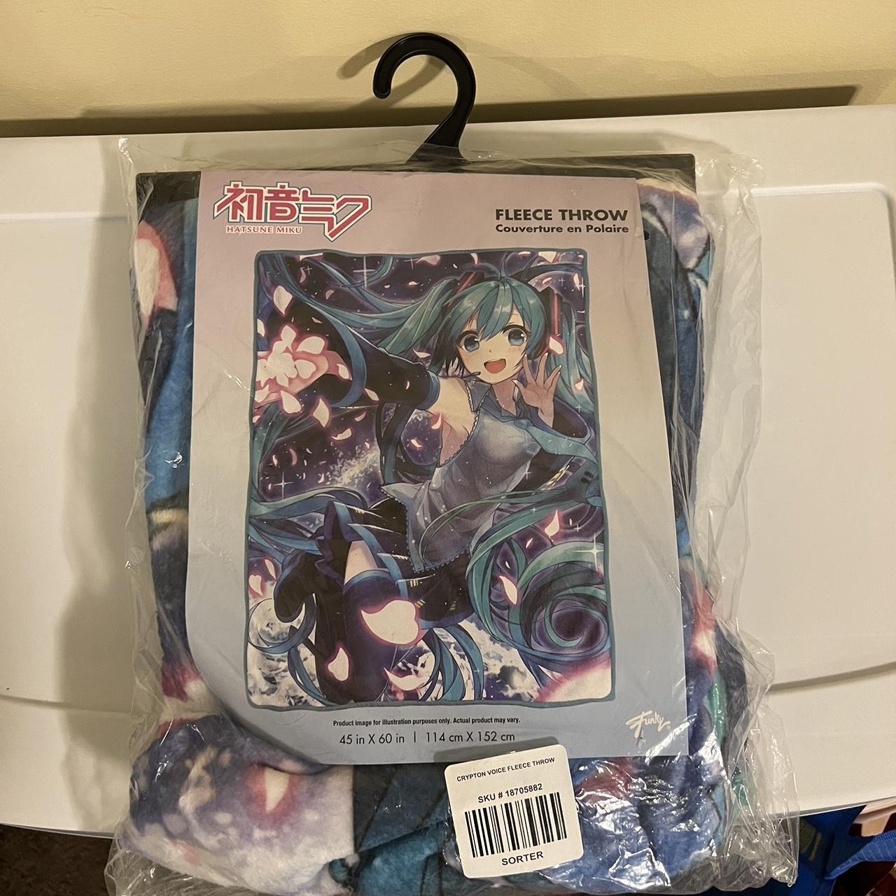 HOTTOPIC, NEW || Hatsune Miku Performing Throw... - Depop