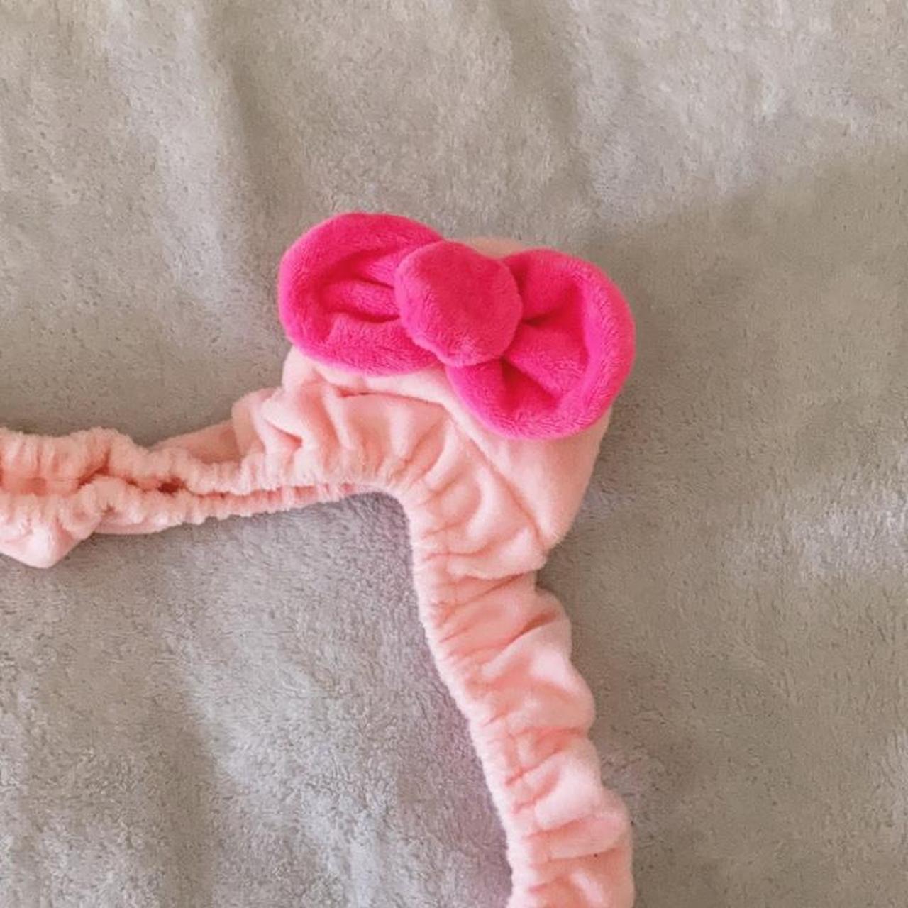 Hello kitty computer decor Message me for any... - Depop