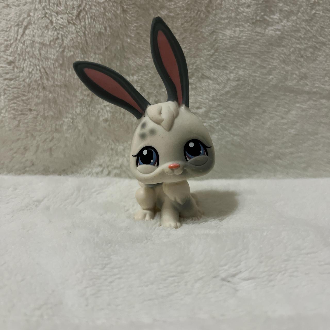 Littlest pet shop bunny LPS#18 Feel free to message... - Depop