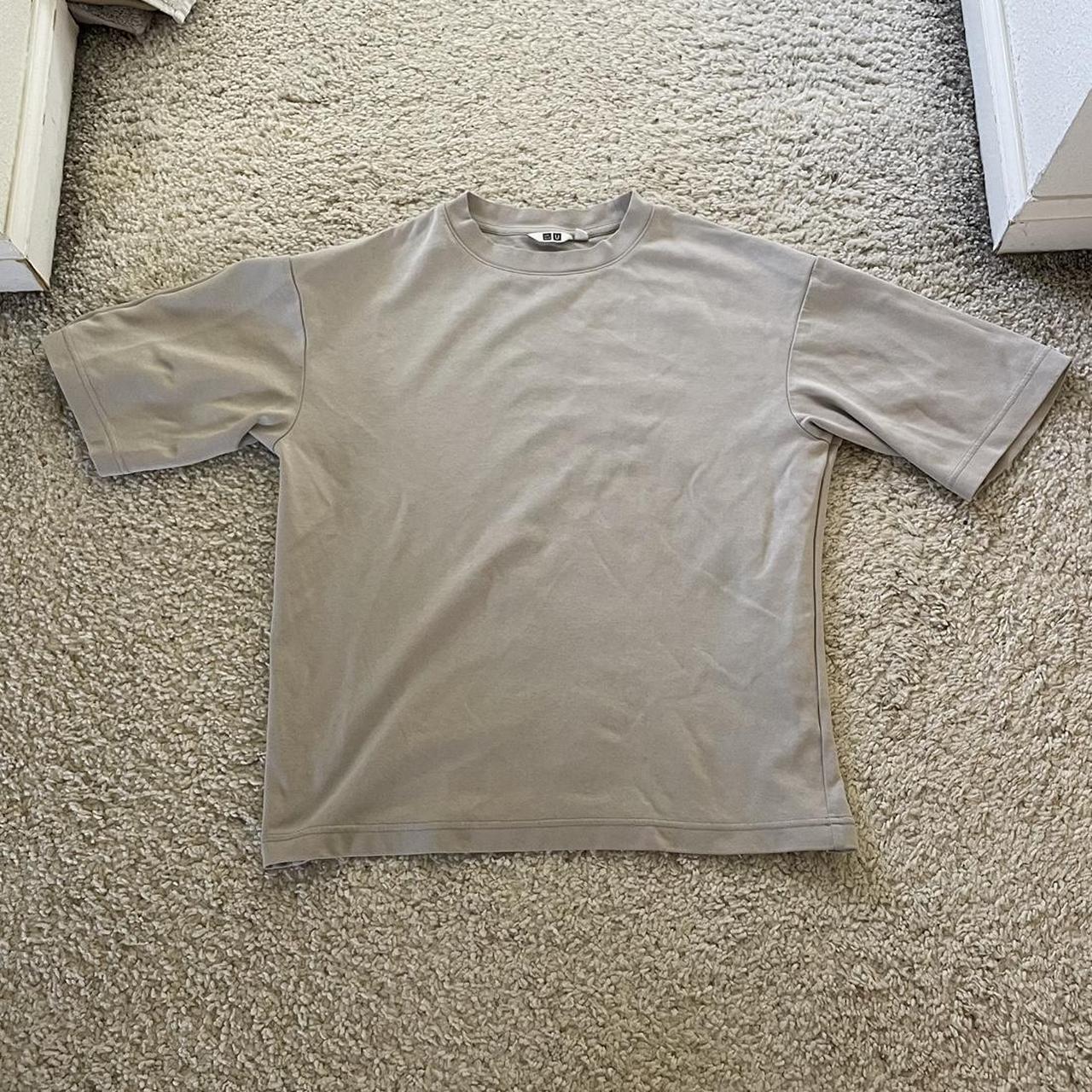 Uniqlo U Airsim Oversized T-Shirt Men’s Gray Size... - Depop