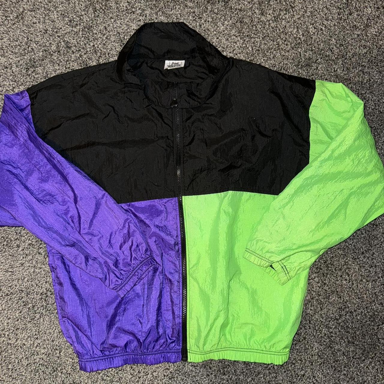 body wrappers vintage wind breaker - Depop