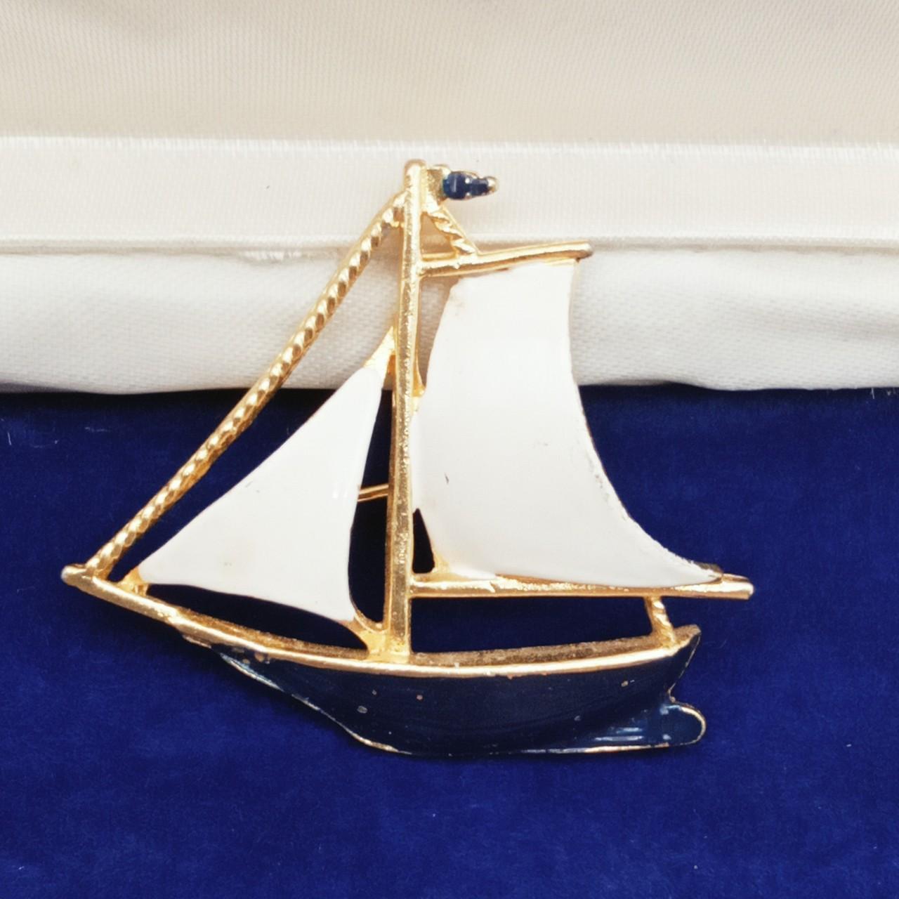 #1980s BOAT Pin, VINTAGE Enamel pin, Silver and... - Depop